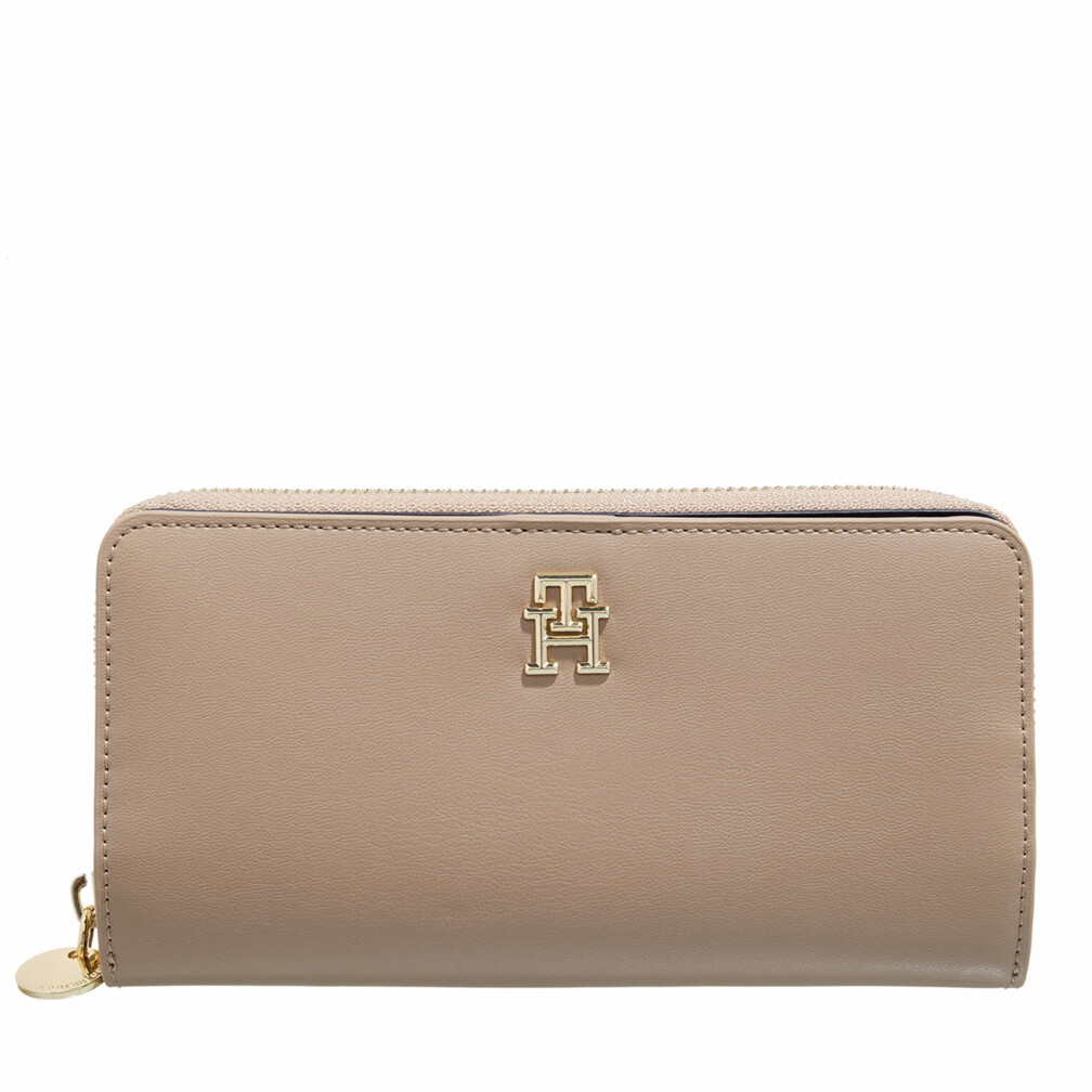 The most beautiful designer wallets | fashionette